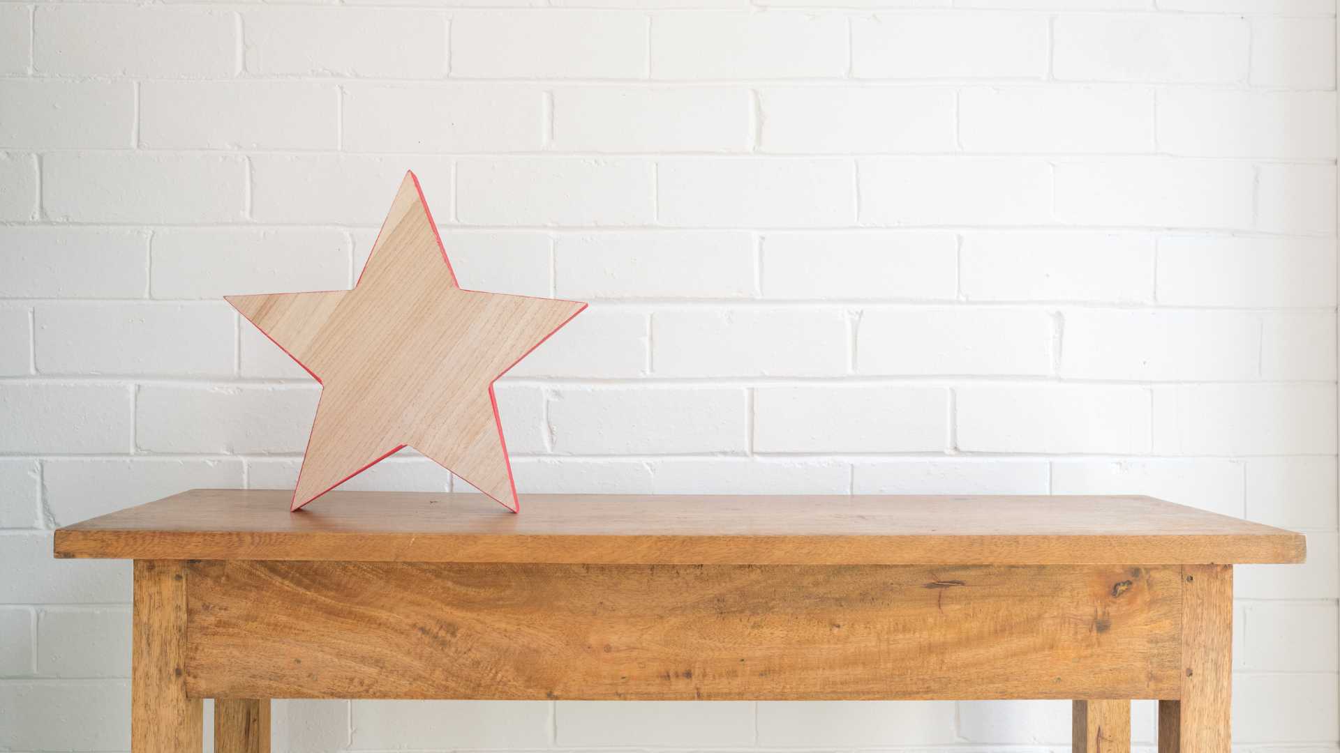 Best Materials for Side Tables: Durability and Aesthetics – Metro Elegance